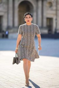 25 Chic Ways to Style a Spring Dress to Impress This Season - Looks Of ...